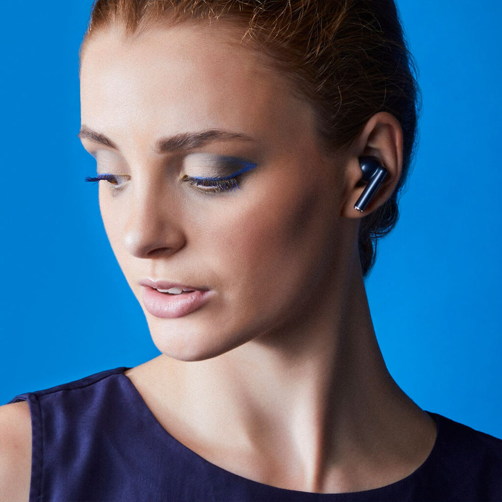 Earphones True Wireless Style 2 – Navy - FiaSports Perú